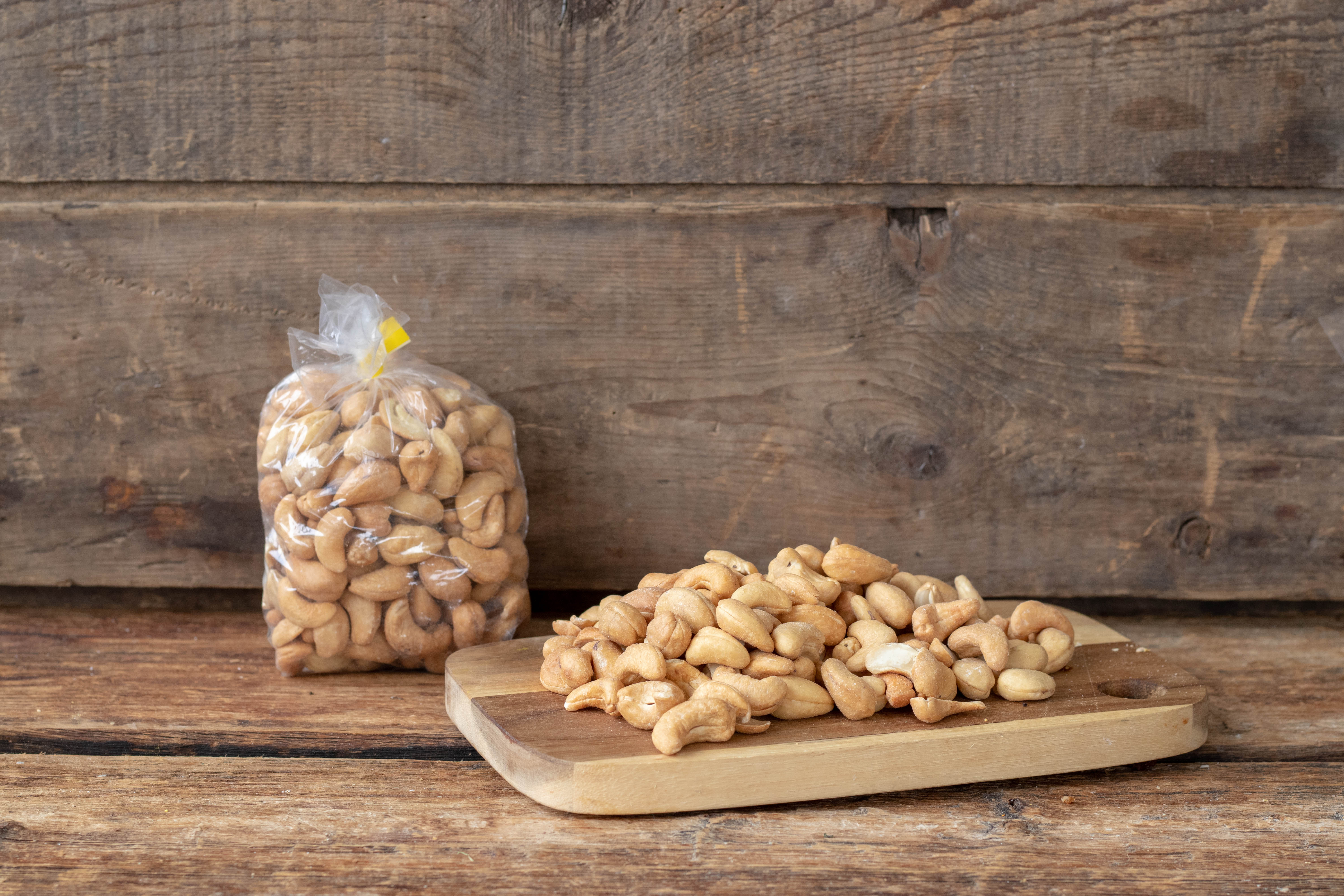 Organic Dry-Roasted Cashews - Lufa Farms Marketplace