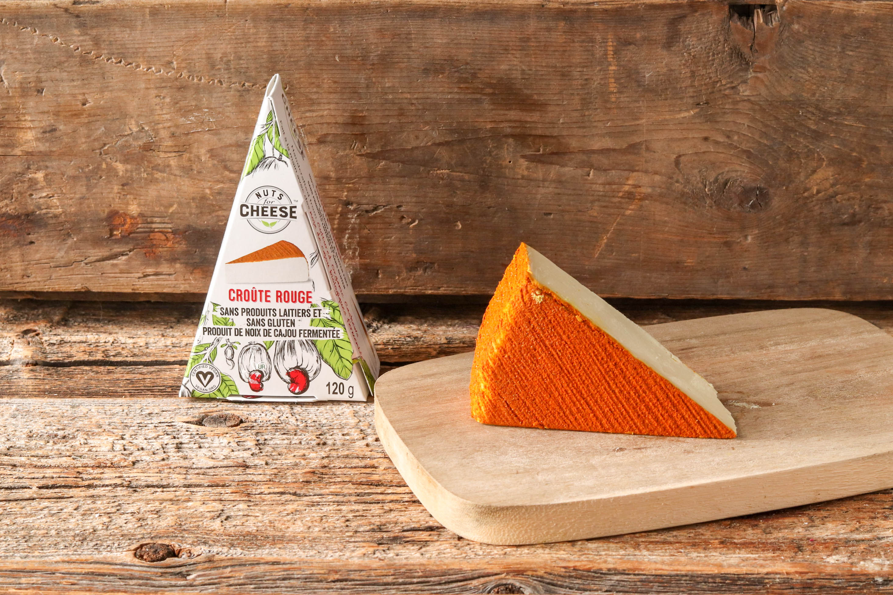 Fromage de noix de cajou biologique façon gouda fumé - Marché des ...