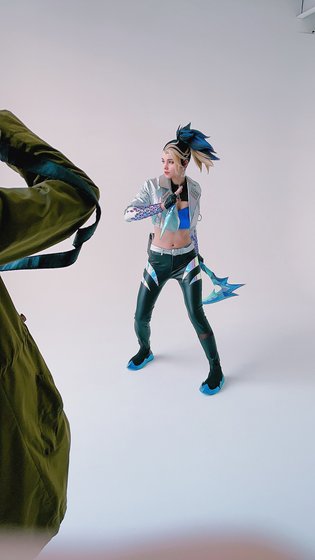 Shirogane Akali Kda Neon All Out Set Luscious Hentai Manga And Porn