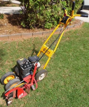 McLane Gasoline Edger/Trimmer 3HP Briggs & Stratton Engine $300 ...