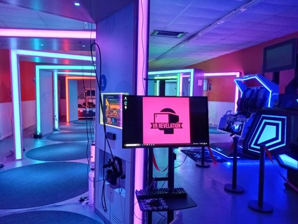 Virtual Reality Arcade for Sale. Parties Events All year long! Franchi ...
