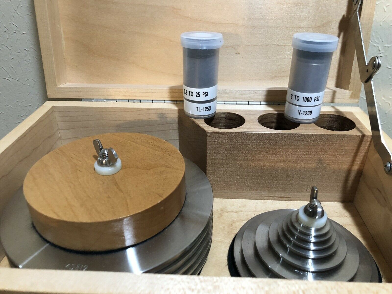 RUSKA 2465 Dead Weight System | Tools For Sale | Atlanta, GA | Shoppok