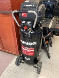 Husky 32 gallon air compressor 1.7hp $260 | Tools For Sale | Los ...
