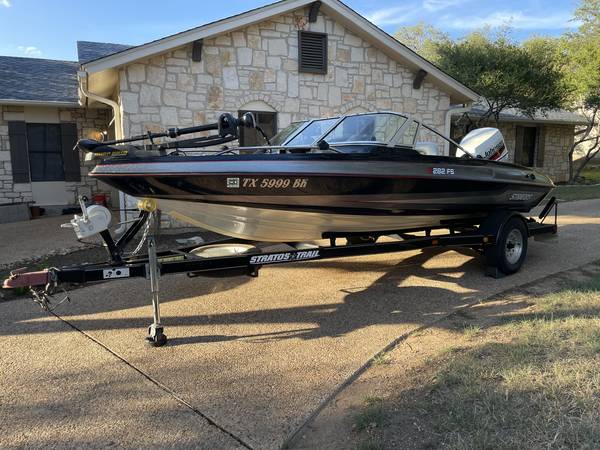 1997 Stratos 282 f/s fish & ski boat $9,500 | Boats For Sale | Austin ...