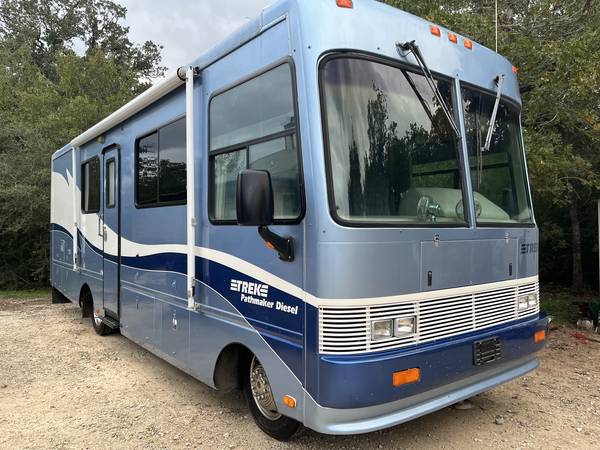>> 1999 Safari Trek diesel 28ft diesel puller $18,000 | RV, RVs for ...