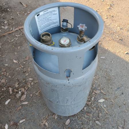 Forklift Propane Tank Full $180 | General Items | Bakersfield, CA | Shoppok