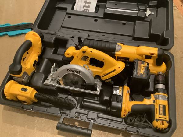DeWalt 18V XRP Combo Kit! Was $749 New $225 | Tools For Sale ...