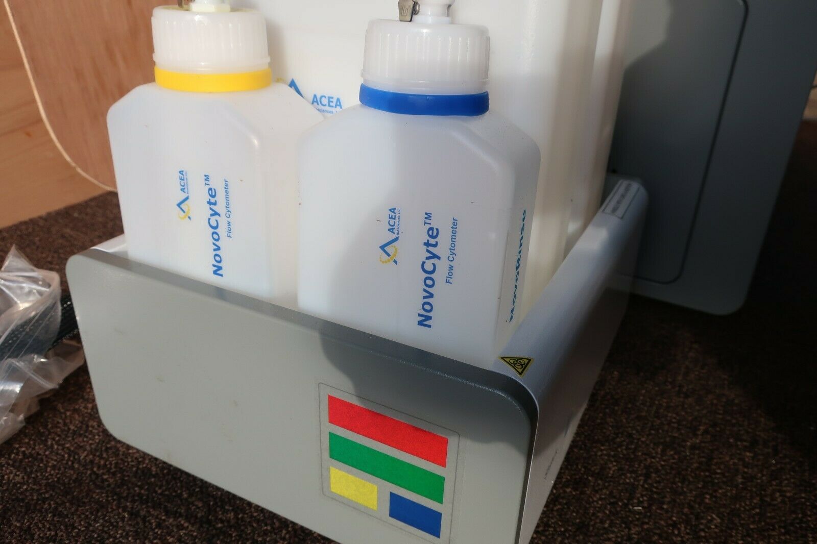 2017 AGILENT Acea Novocyte Novosampler Pro Flow Cytometer 2000R ...