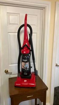 Dirt Devil Breeze Bagged Upright Vacuum Cleaner $45 | Apartments For ...