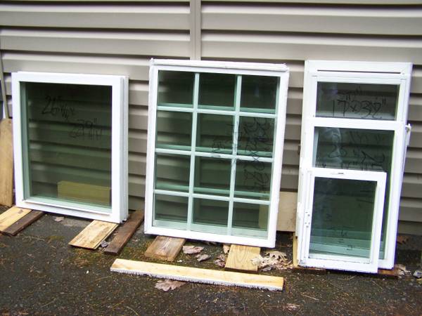 NEW / USED VINYL DOUBLE PANE windows NO FRAMES $10 | Materials For Sale ...