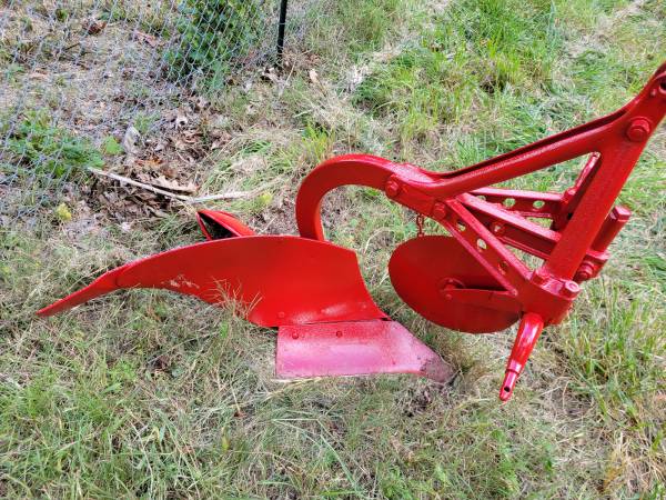 Ferguson single bottom plow - $500 (Christiansburg) ‹ image 1 of 4 ...