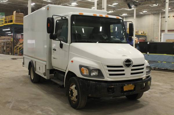 2005 Hino 165 | Cars & Trucks For Sale | Buffalo, NY | Shoppok
