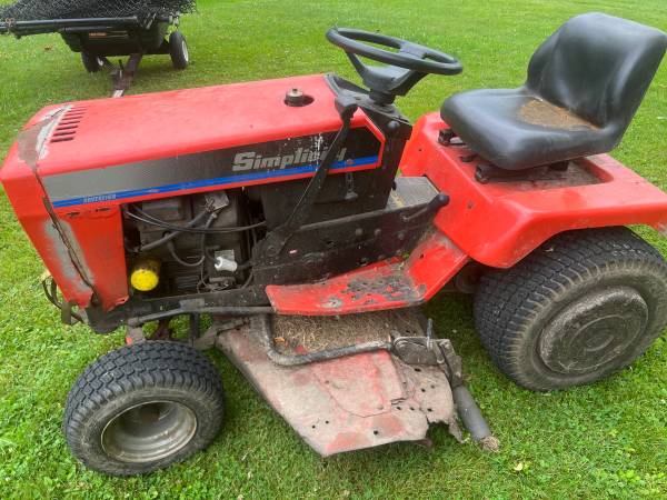 Simplicity sovereign tractor $800 | General Items | Buffalo, NY | Shoppok