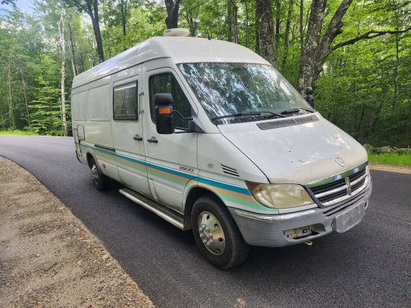 VAN LIFE MERCEDES SPRINTER MINI HOME ROAD MOTOR HOME SLEEPS 4! $18,000 ...