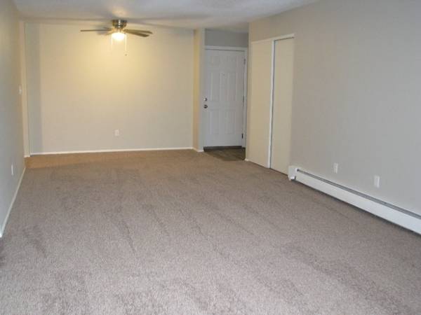 Patio/Balcony, On-Site Maintenance, Fitness Center (2040 Glass Rd NE ...