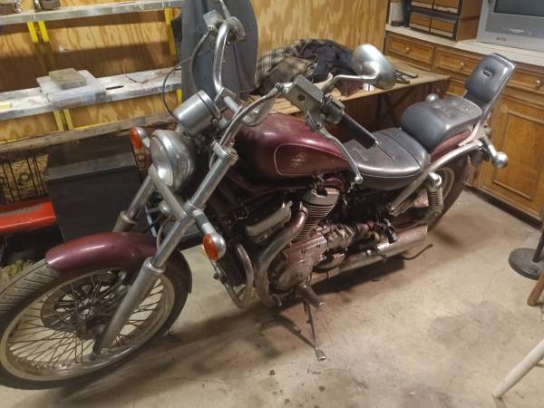 1989 Suzuki intruder NO TITLE - $750 ‹ image 1 of 5 › (google map ...