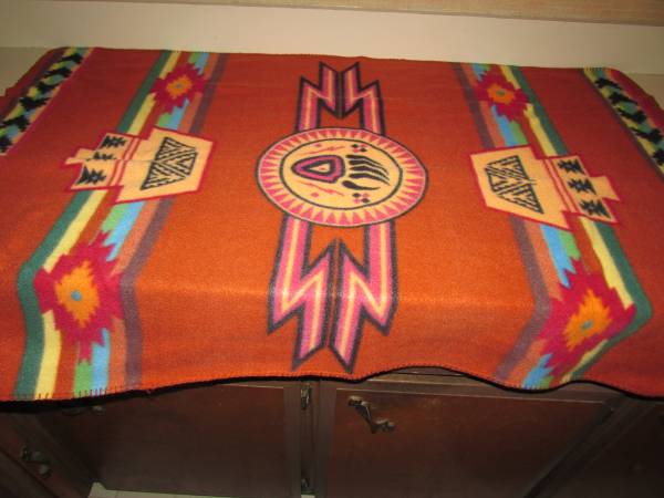 48" x 32" Native American Southwestern Fleece Blanket / Throw Xellent ...