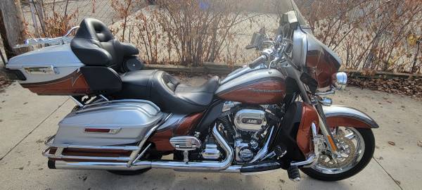 2014 Harley Davidson FLHTKSE CVO Limited $24,000 | Motorcycles For Sale ...