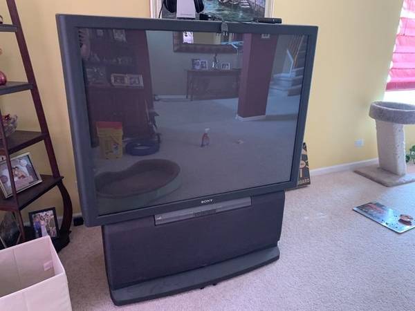 Rear Projection Sony 53" TV (Algonquin) ‹ image 1 of 2 › (google map) | Free Stuff | Chicago, IL ...