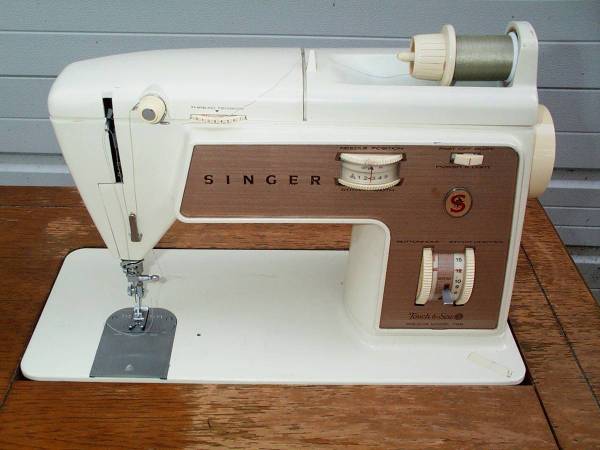 Zig-Zag SEWING MACHINE Singer Model 758 Console Desk style Cabinet $45 ...
