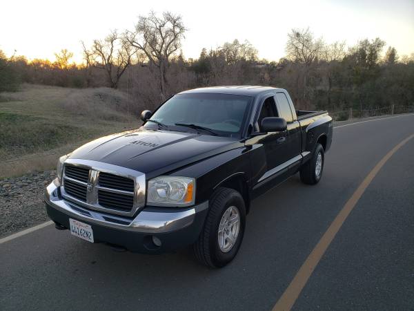 2005 Dodge Dakota V8
