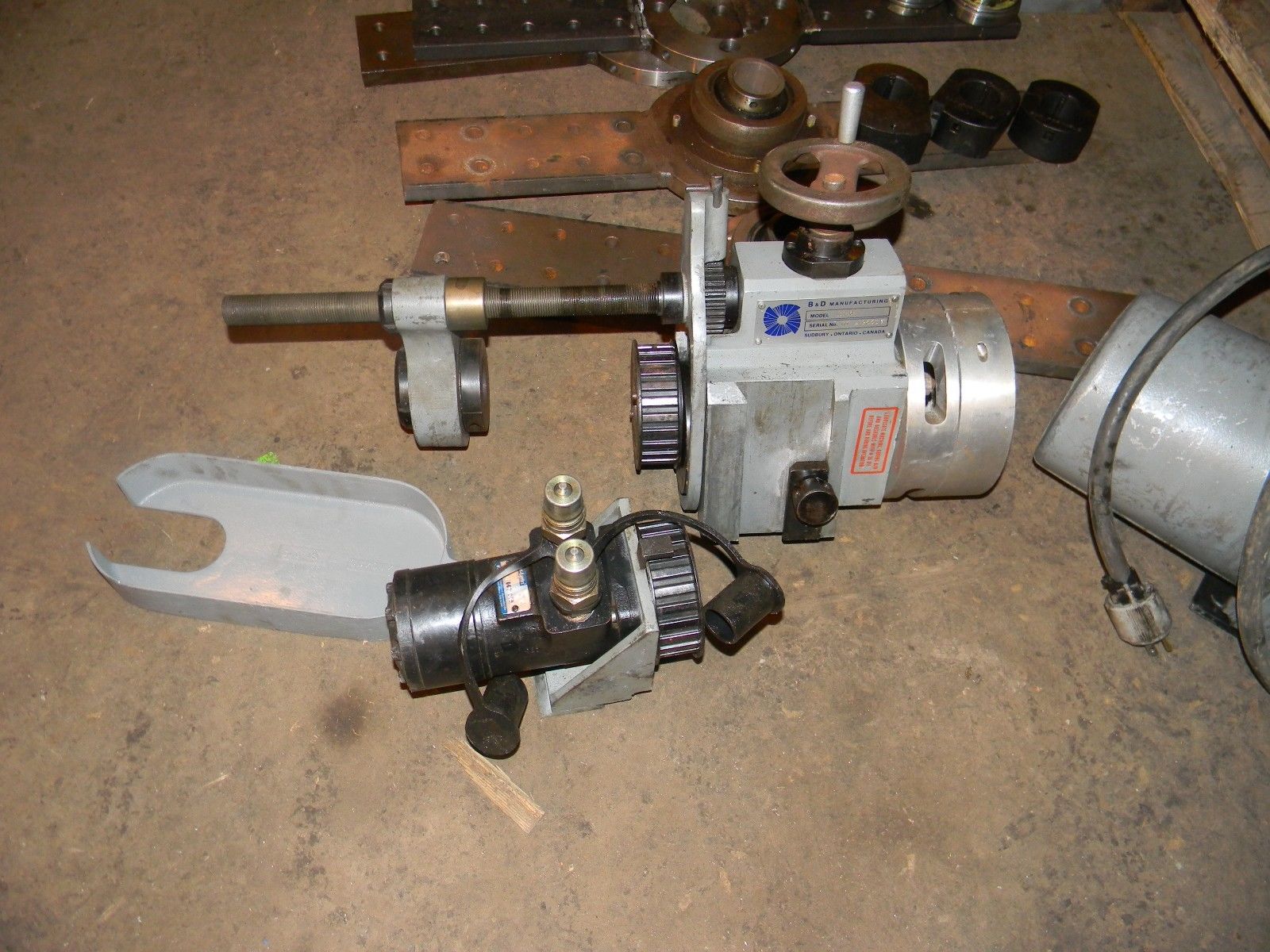 B D portable line Boring Machine with Hydraulic drive 8 foot bar ...