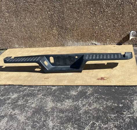 2015-2020 Ford F150 Rear Bumper Step Pad Factory OEM top cover $110 ...