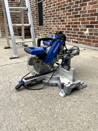 Kobalt 10-in 15-Amp Dual Bevel Sliding Compound Miter Saw with Laser ...