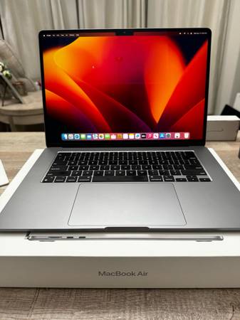 MacBook Air 15” M2 8GB ram 512 SSD Mac OS Ventura ++ Microsoft office ...