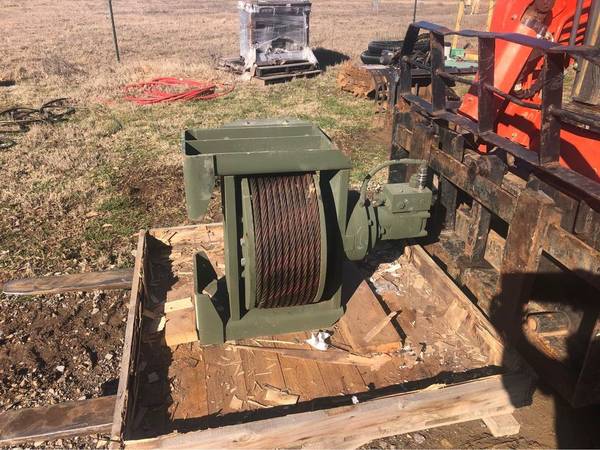 Winch 20,000 lb DP military hydraulic frame side mounted with 200 ft ...