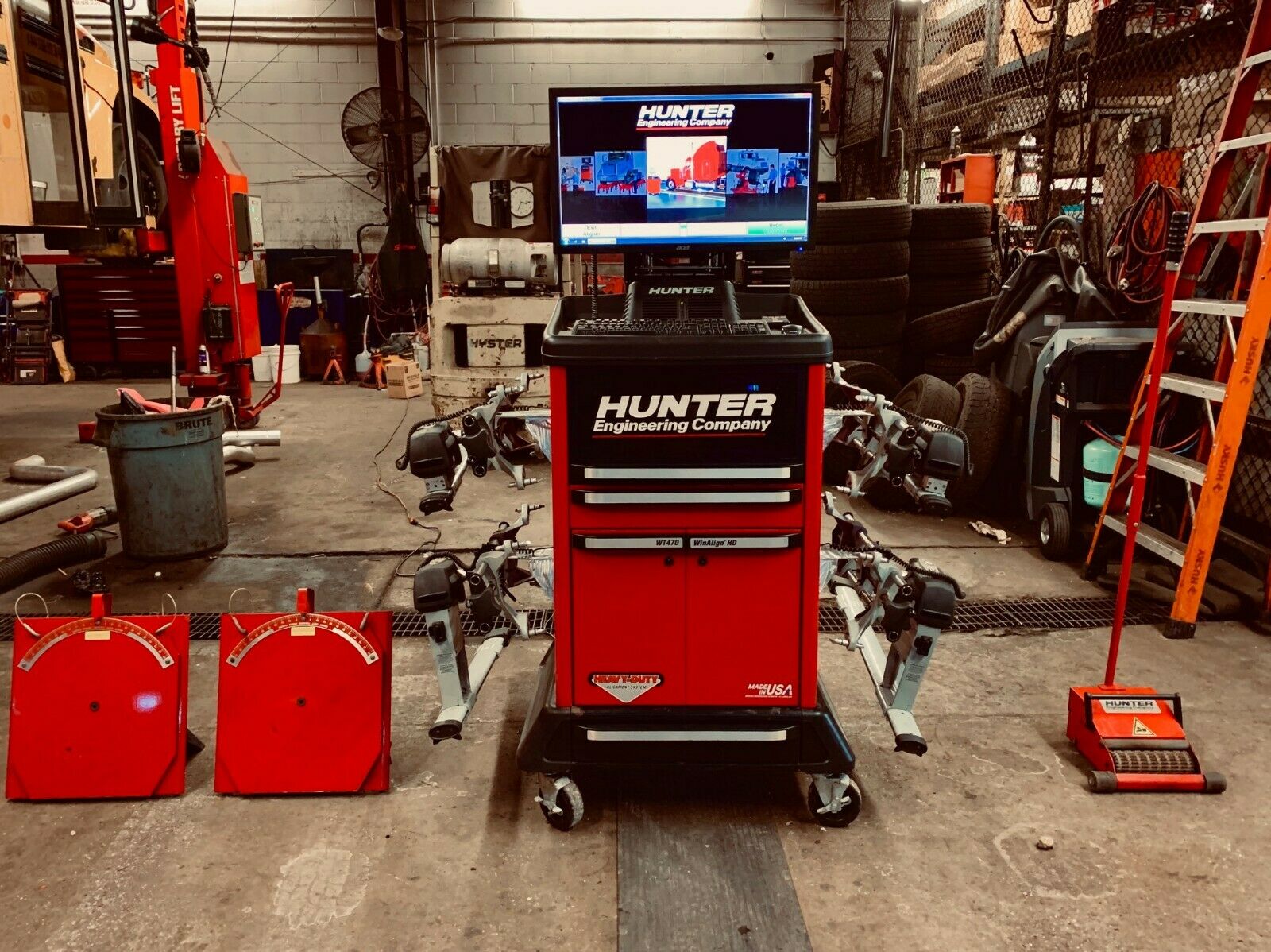 Hunter WT470 Alignment Machine With DSP700 Wireless Sensors | Tools For ...