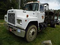 1986 MACK R MODEL 3000 GAL ALUMINIUM TANKER TRUCK GREEN - $24995 (More ...