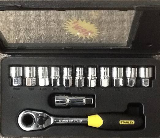 Stanley 13-Piece Chrome 1/2 Drive SAE/MM Pass-Thru Socket Set $40 ...