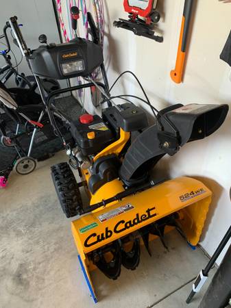 Snow Blower - Cub Cadet 524 WE $550 | General Items | Detroit, MI | Shoppok