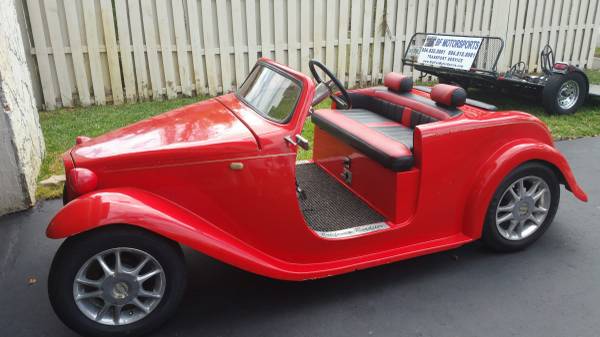 California Roadster Golf Cart