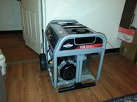 Husky / Briggs & Stratton Generator w/Accessories - 6250 / 5000 watts ...