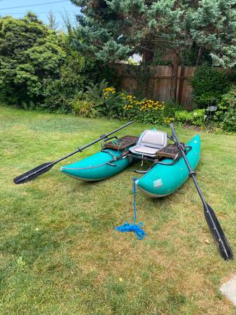 Outcast PAC 1000 pontoon boat cataraft $950 | Boats For Sale | Eugene ...