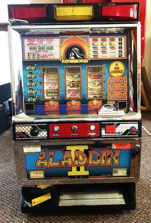 Vintage Aladdin Pachislo Slot Machine WORKS $475 | Electronics For Sale ...