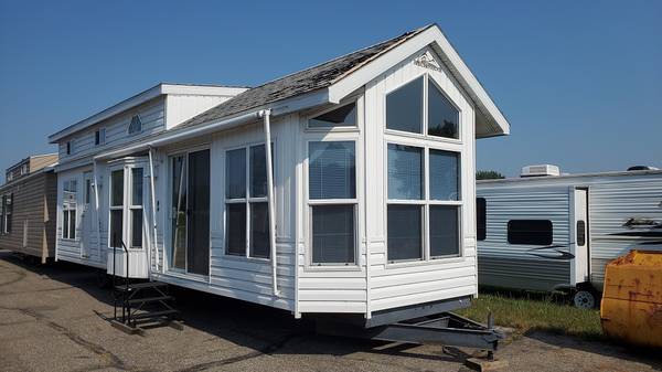 2002 Breckenridge Used Park Model | RV, RVs for Sale | Fort Dodge, IA ...