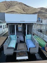 24 ft PONTOON HOUSEBOAT $22,000 | Boats For Sale | Medford, OR | Shoppok