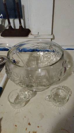 Crystal extra large punch bowl set with cups | Free Stuff | Glens Falls ...