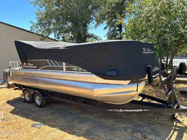 Suntracker For Sale - ZeBoats