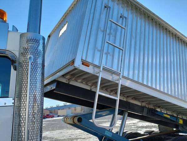 Aluminum Grain Box and hoist/silage box or beet box $26,000 | Garden ...