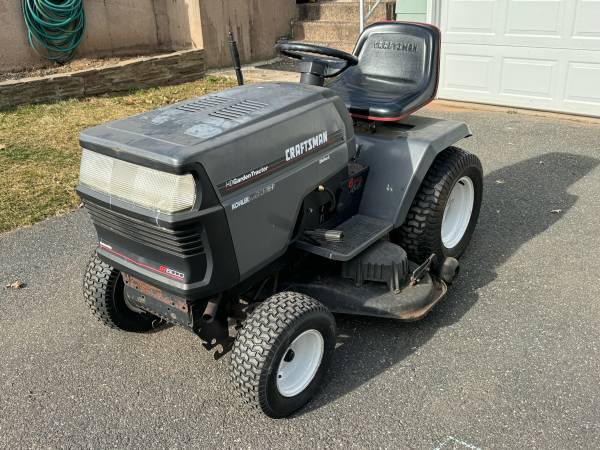 Craftsman GT6000 Garden Tractor with parts tractor $800 | Garden Items ...