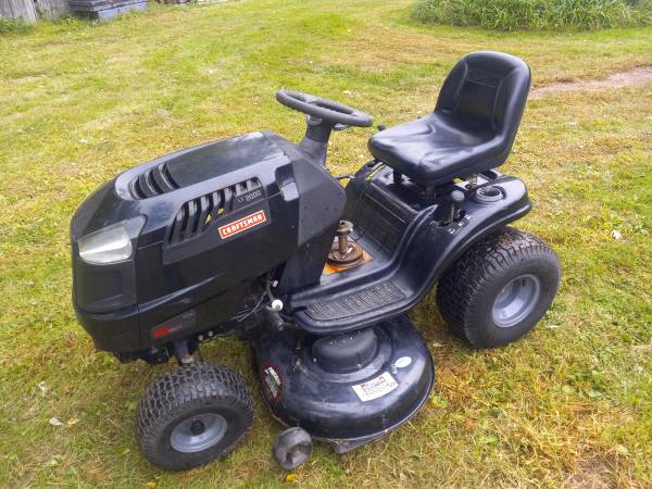 Craftsman Lt2000 parts or repair | Garden Items For Sale | Hartford, CT ...