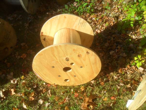 Wood wire wheel. Wooden spool. Spools Table, Cable Reel Coffee table ...