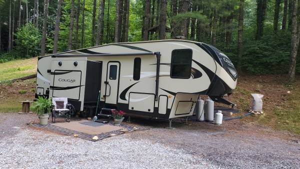2019 Keystone - Cougar Fifth Wheel Camper $35,000 | RV, RVs for Sale ...