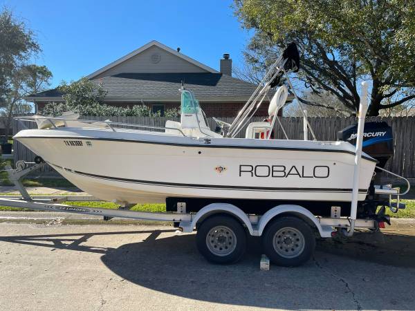 2000 Robalo 1820 $12,500 | Boats For Sale | Houston, TX | Shoppok