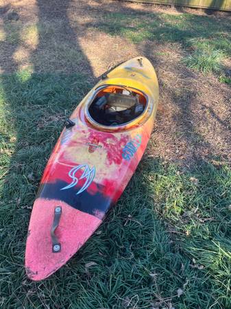9 foot wave sport Godzilla kayak $150 | Boats For Sale | Houston, TX ...