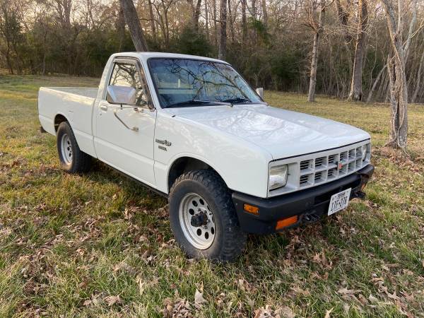 Rare Isuzu Pup Diesel 4x4 Twin Stick Shift Power Steering AC Pickup ...